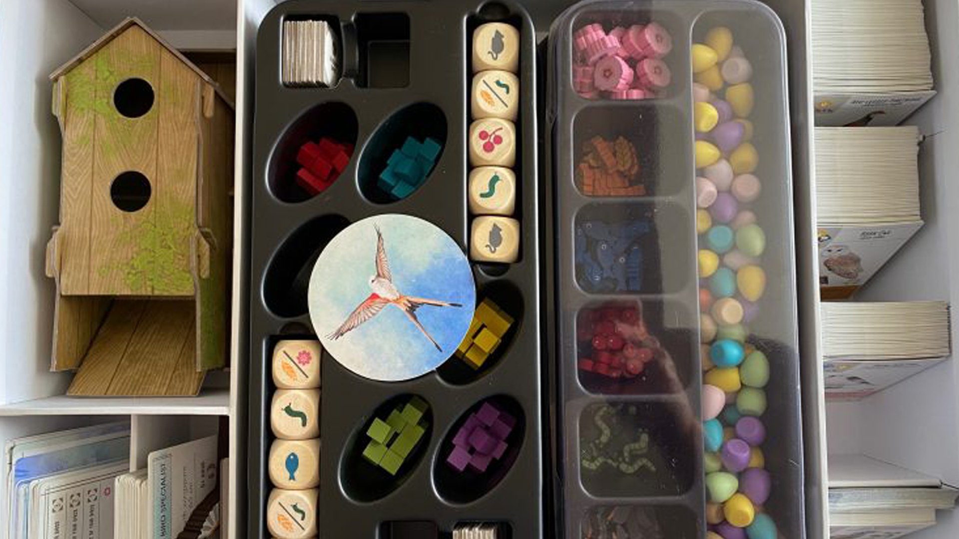 Wingspan Nesting Box can hold base game, European, Oceania and four ...